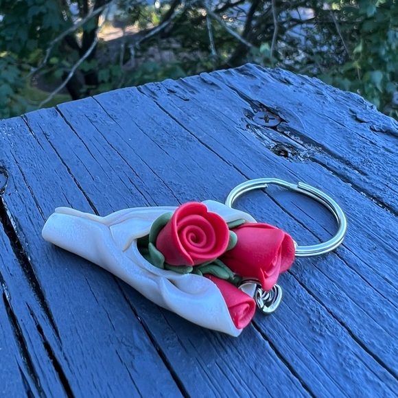 Other | 3 Red Roses Keychain | Poshmark